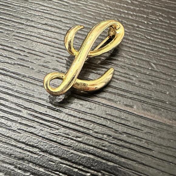 Jewelry | Vintage Letter L Uppercase Initial Cursive Golden Tone Brooch ...